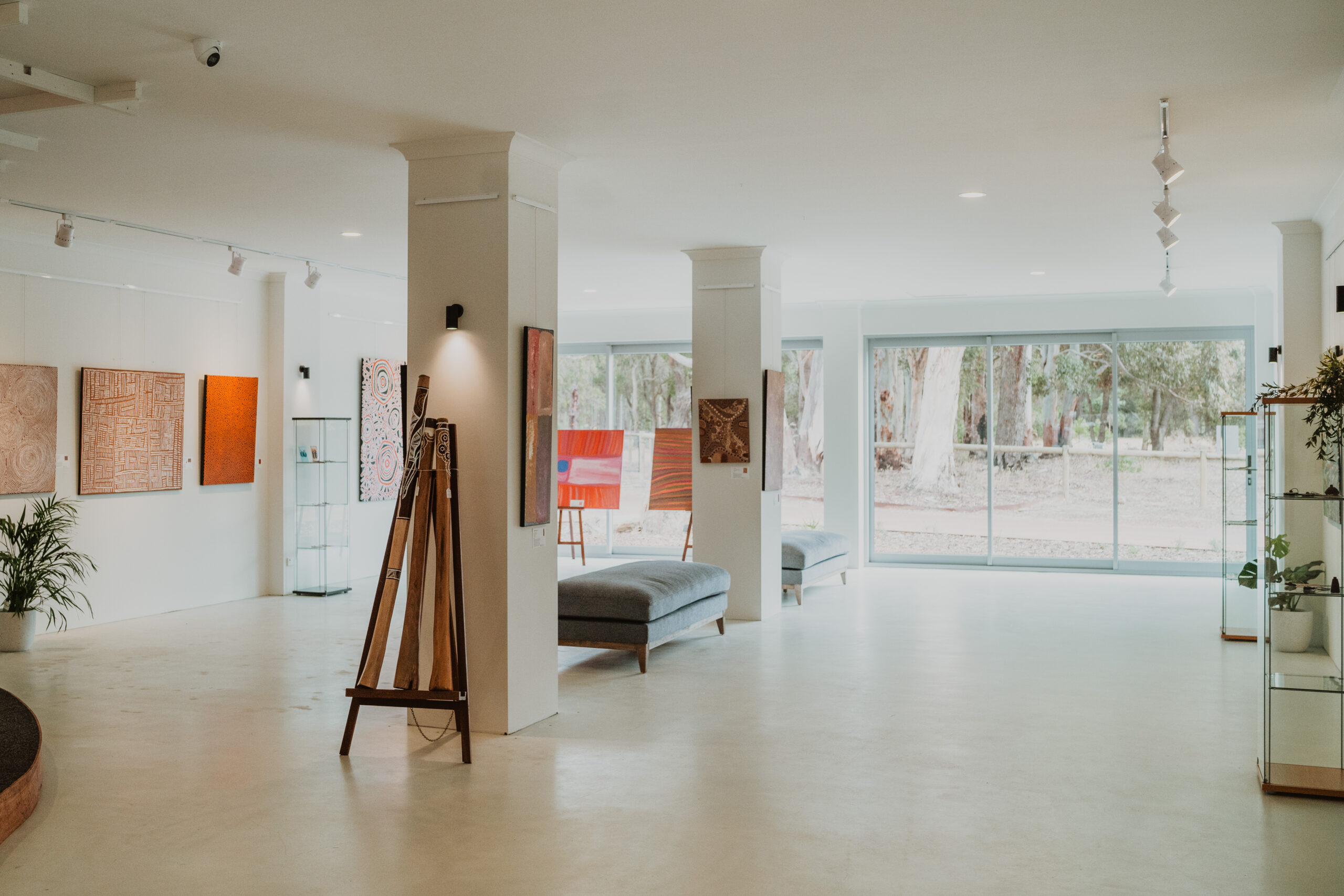 Alice Springs and Utopia | Yallingup Aboriginal Art